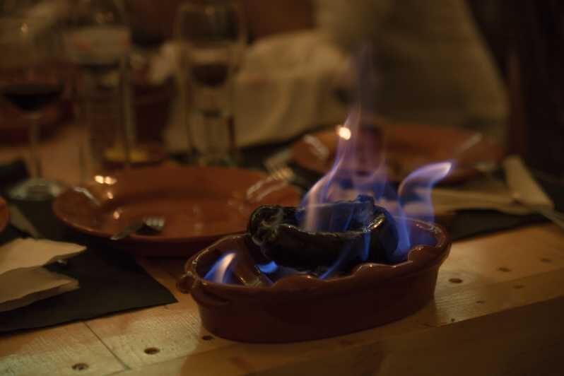Lisbon: Fado Night with Dinner with Live Performance - Key Points
