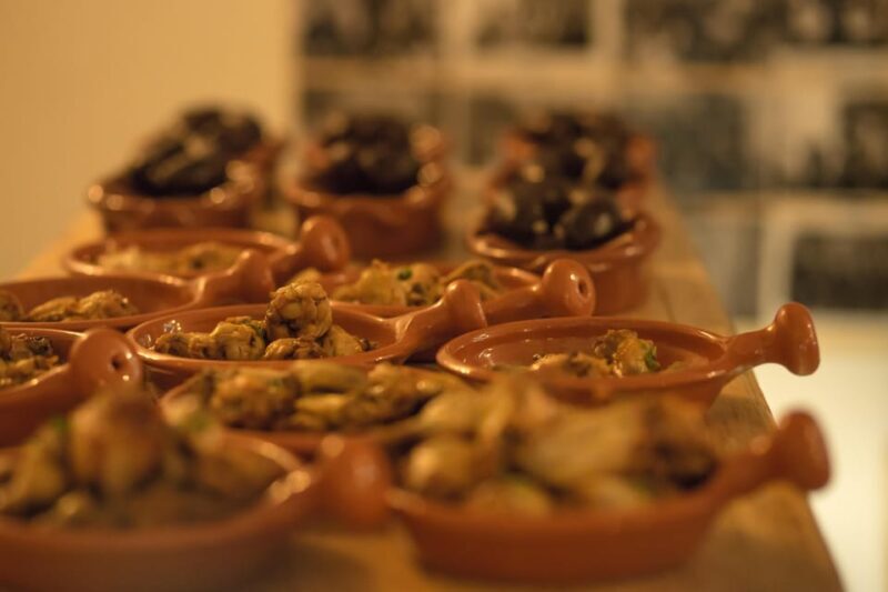 Lisbon: Fado Night with Dinner with Live Performance - Logistics and Practical Details