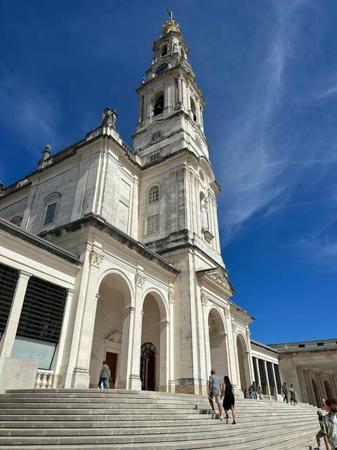 Lisbon: Fátima and Santarém Day of Spirituality and History - A Deep Dive into the Experience