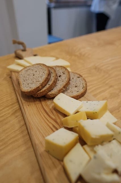Lisbon: Food Tour in the most Authentic Quarter - The Experience: What to Expect on the Tour