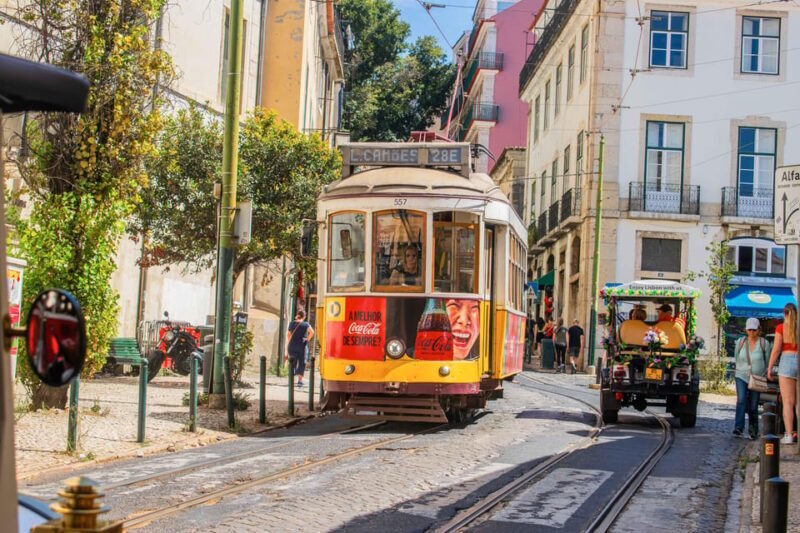 Lisbon: Full-Day Guided Tour with Alfama and Baixa Districts - An Insider’s Look at the Best of Lisbon in a Day