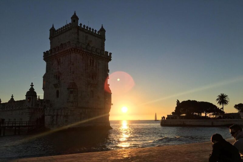 Lisbon Guided Tuk Tuk Tour: The City by the River - A Scenic and Informative Journey Along the River