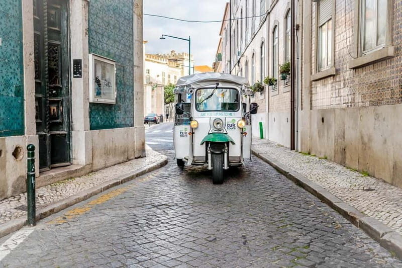 Lisbon: Half-Day Private Tuk Tuk Tour - The Guide & Vehicle: Making the Experience Special