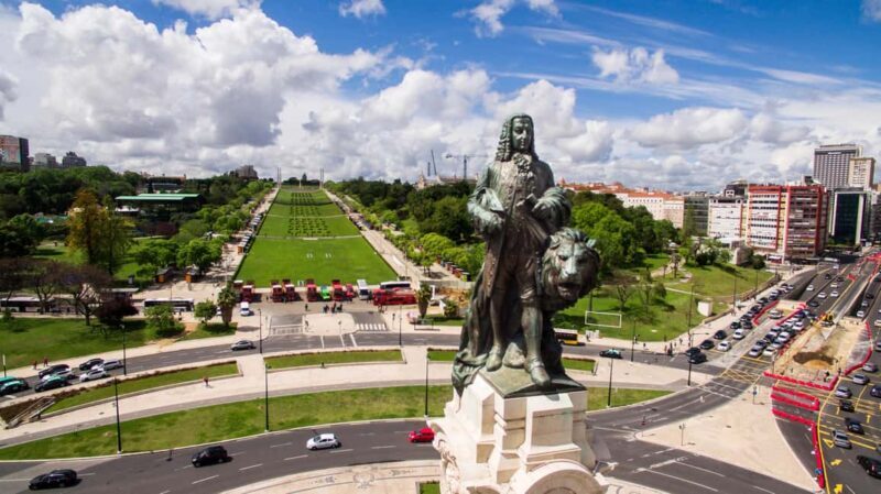 Lisbon: Half-Day Small Group Sightseeing Tour by Car - The Experience on the Ground