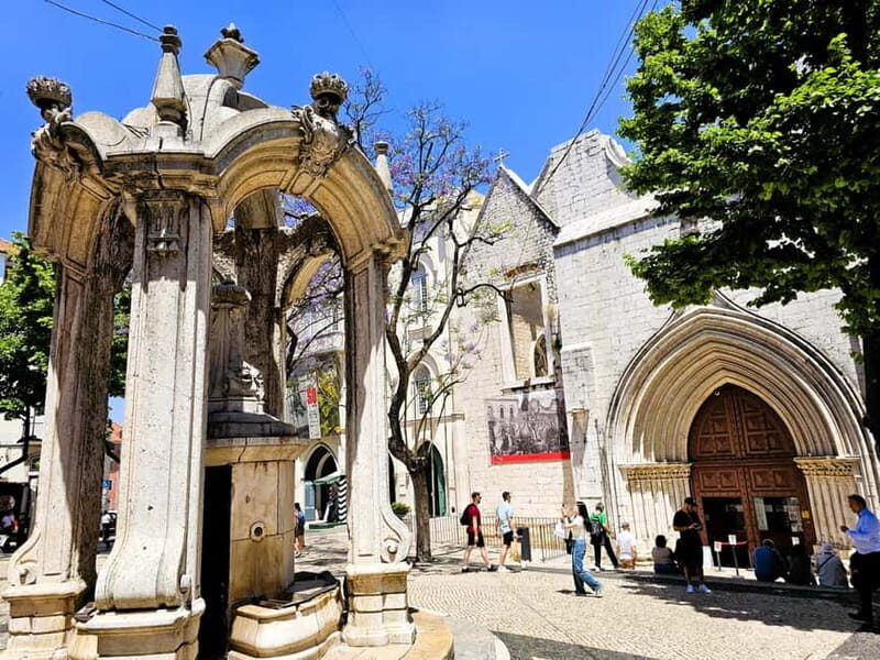 Lisbon: Highlights and History - Walking Tour with Tastings - Who Should Consider This Tour?