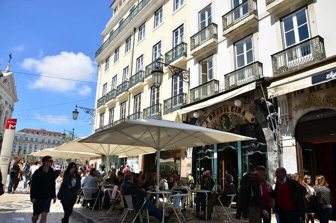 Lisbon Highlights in 2 Hours  Private Tuk Tuk Tour - Key Points