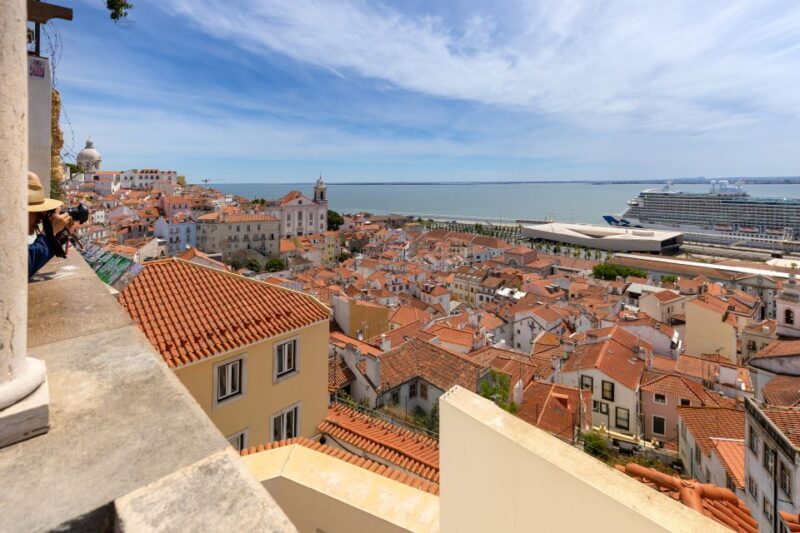 Lisbon: History, Stories and Lifestyle Walking Tour - Key Points
