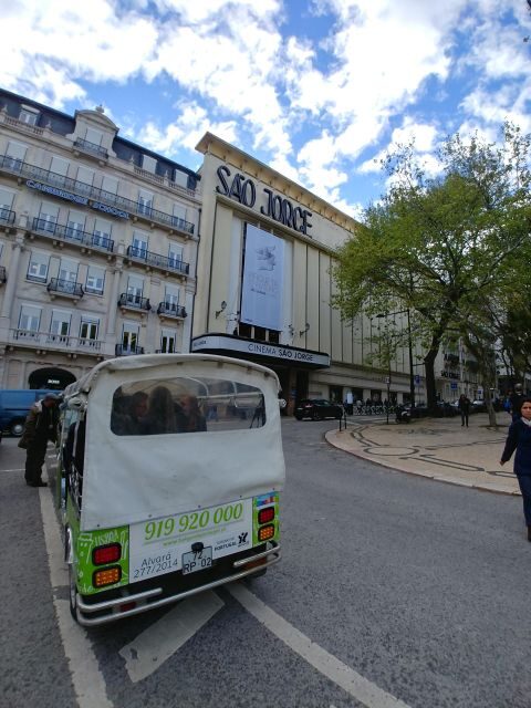 Lisbon Iconic Highlights in 2H00 : Private Tuk-Tuk Tour - Analyzing the Cost and Value