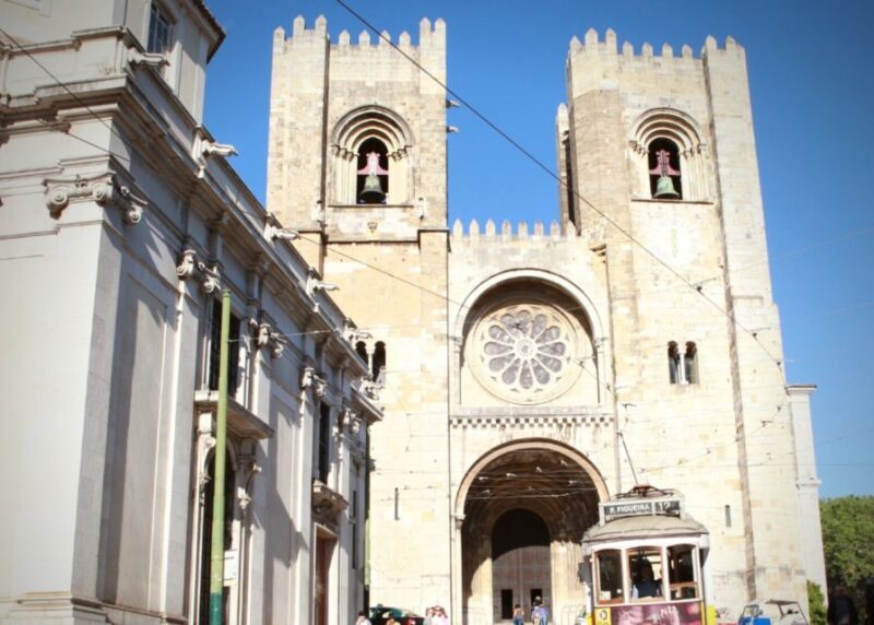 Lisbon: Lisbon Cathedral Entry Ticket - FAQs