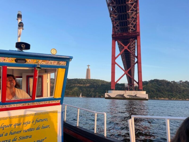 Lisbon: Live Guided Traditional Boat Sightseeing Cruise Tour - The Itinerary in Detail