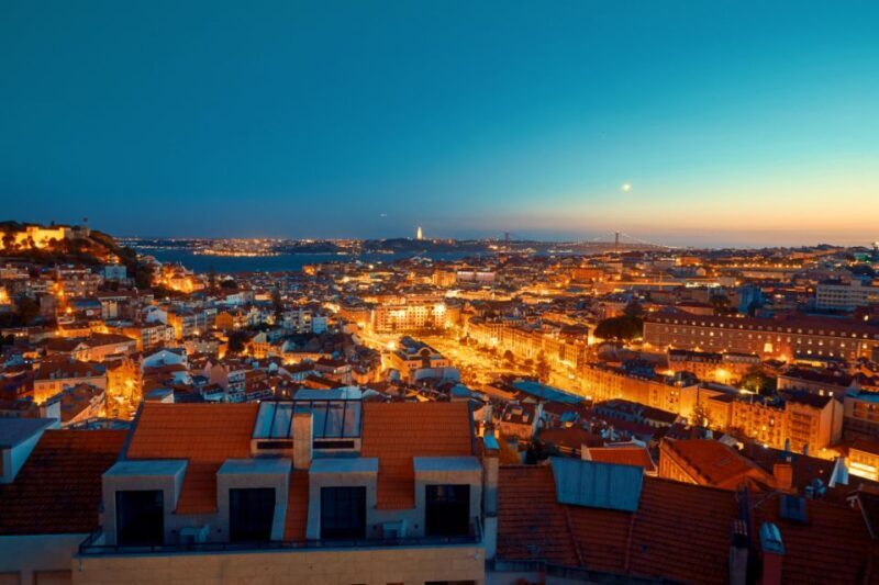 Lisbon: Luxury Fado Tour with Dinner included - What Travelers Say