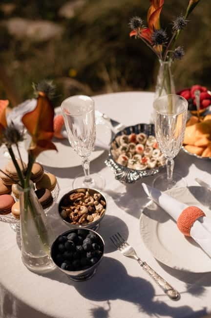 Lisbon: Luxury Vintage Picnic Experience - Added Touches and Personalization Options