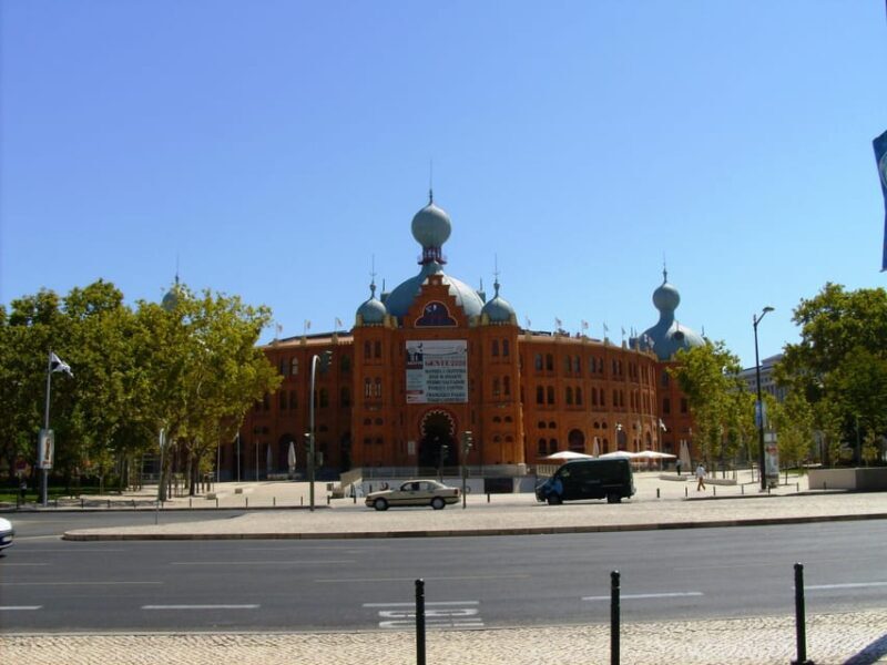 Lisbon: Modern City Tuk Tuk Tour - FAQ