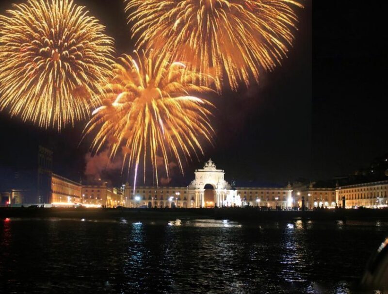Lisbon: New Years Eve Fireworks Tagus River Sailing Cruise - An Overview of the Experience