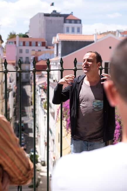 Lisbon: Off the beaten path Downtown Walk with a Local - Value and Practical Aspects