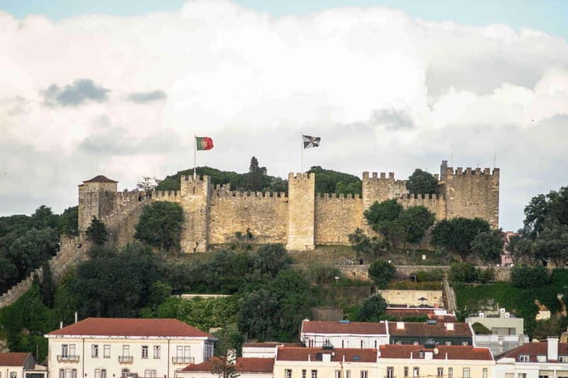 Lisbon: Old Soul of Lisbon Walking Tour - Analyzing the Tour Experience