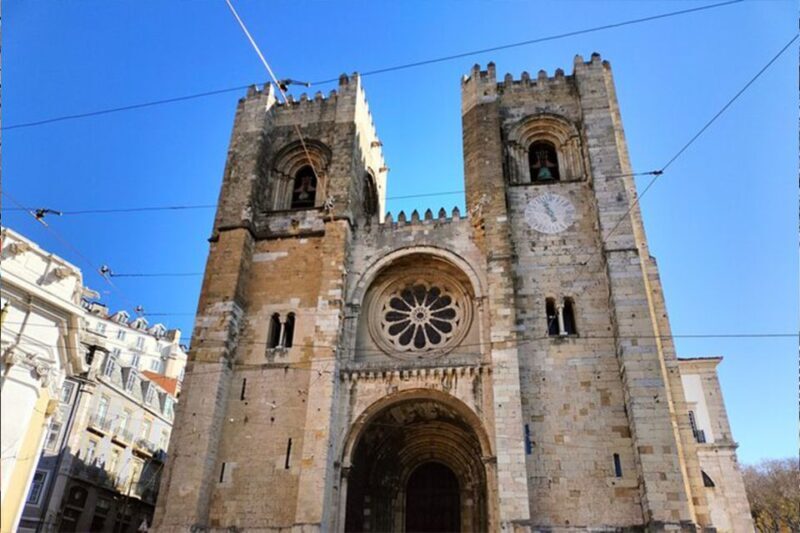 Lisbon: Old Town Tuk-Tuk Tour - Why Consider the Lisbon Old Town Tuk-Tuk Tour?