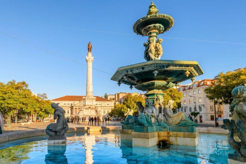 Lisbon: Old Town Walking Tour with River Cruise Tickets - Key Points