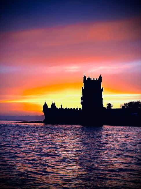 Lisbon On a Sailboat - Cultural Facts and Sailing Experience - What to Expect on Board