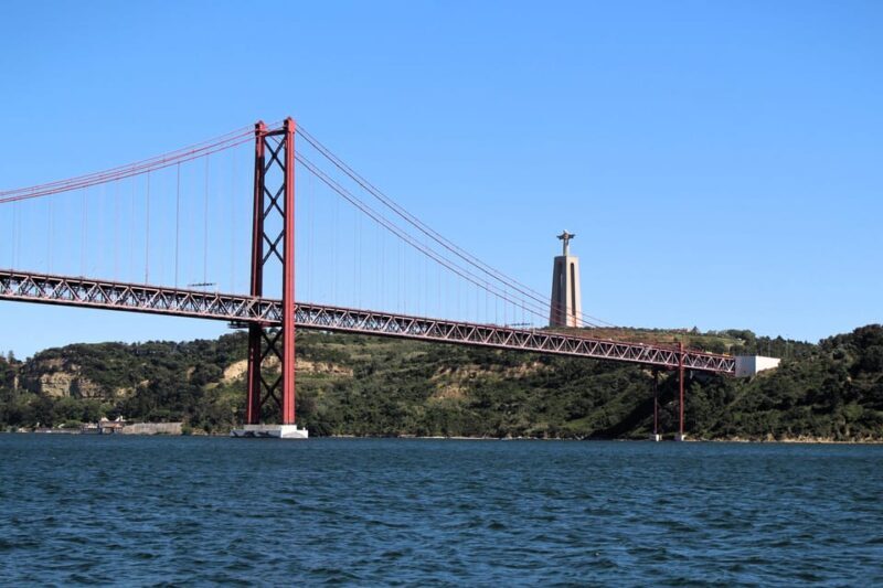 Lisbon On a Sailboat - Cultural Facts and Sailing Experience - Who Would Love This Tour?
