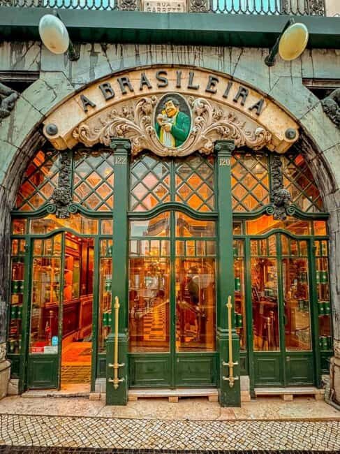 Lisbon  Portuguese Soul on Stage: Fado and Writing with Tickets - An Authentic Cultural Journey through Lisbon’s Neighborhoods