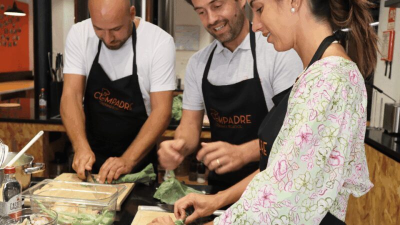 Lisbon: Portuguese street food cooking class with Drinks - Who Should Sign Up?