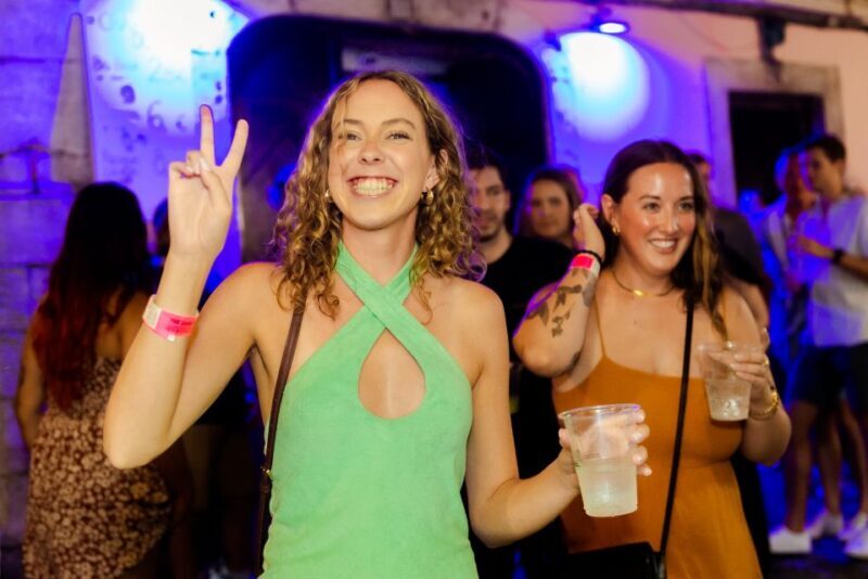 Lisbon Premium Pubcrawl: 1h Open Bar, Shots, VIP Club Entry - FAQ: Your Practical Questions Answered