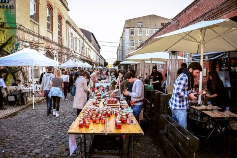 Lisbon: Private 4 hours city highlights tour by TukTuk - FAQ