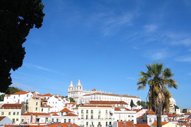 Lisbon: Private City Tour in Alfama and Chiado with Tuk Tuk - Key Points