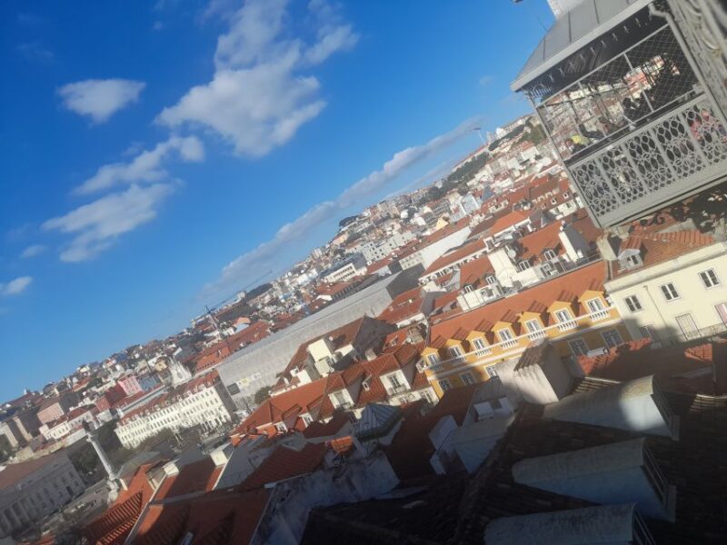 Lisbon: Private Eco Tuk-Tuk Tour for 2 Hours - Key Points