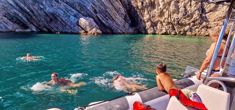 Lisbon: Private Full Day Arrábida & Sesimbra with Boat Tour - The Sum Up: Who Will Love This Tour?