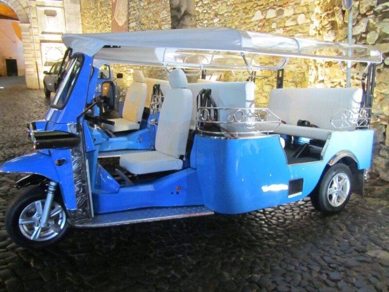 Lisbon: Private Guided Tour of Historical Center by Tuk Tuk - FAQ