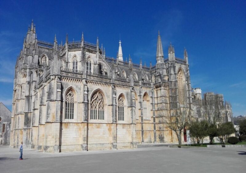Lisbon: Private Guided Tour of Tomar, Batalha, and Alcobaça - Exploring Portugal’s Monastic and Medieval Treasures: A Detailed Review of the Lisbon Private Tour to Tomar, Batalha, and Alcobaça