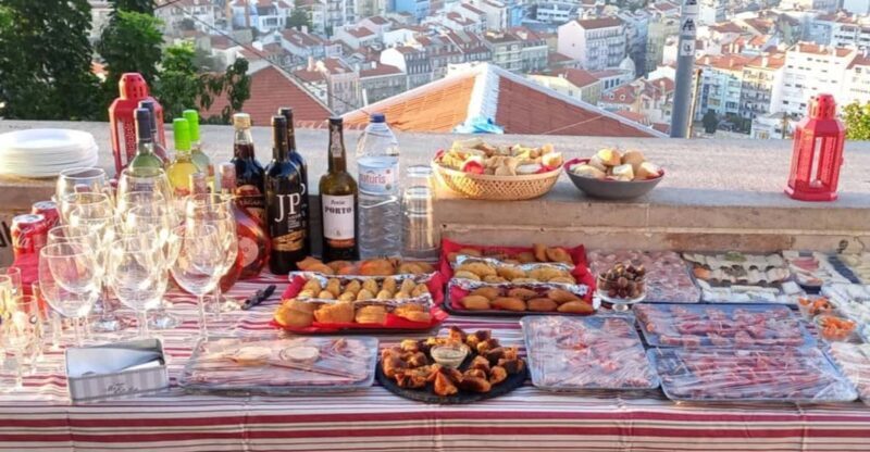 Lisbon: Private Highlights Tuk-Tuk Tour with Tapas and Wine - The Sunset Moment: A Truly Special Experience