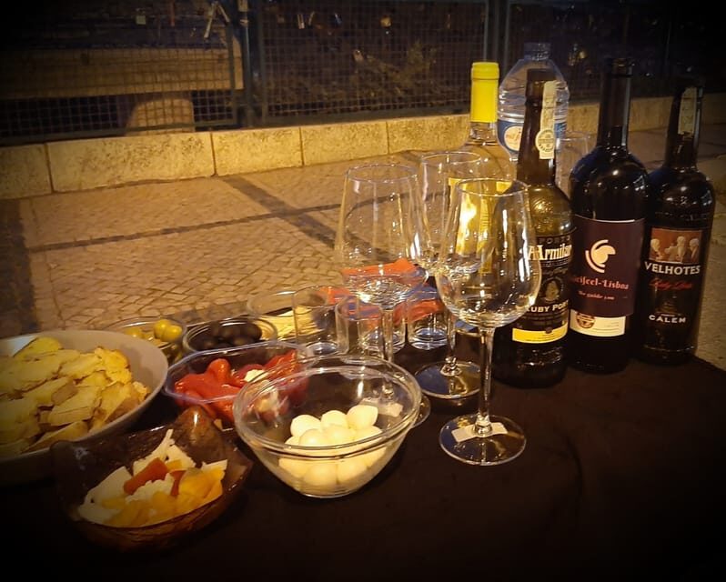 Lisbon: Private Highlights Tuk-Tuk Tour with Tapas and Wine - What’s Included and What’s Not