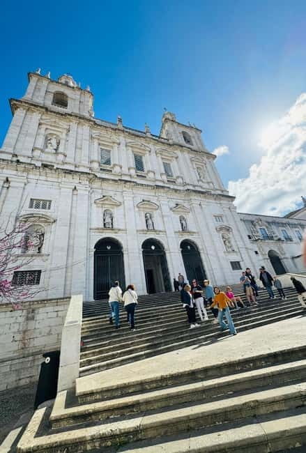 Lisbon: Private Old Town Tuk Tuk Tour - Exploring Lisbons Hills and Neighborhoods by Tuk Tuk