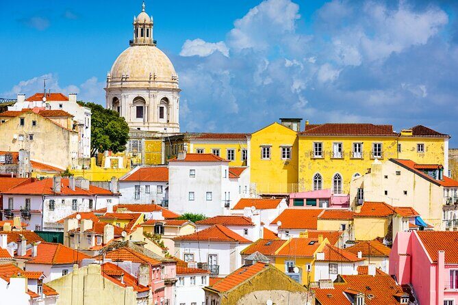 Lisbon Private ONE WAY transfer (IN or OUT) - Authentic Feedback and Experiences
