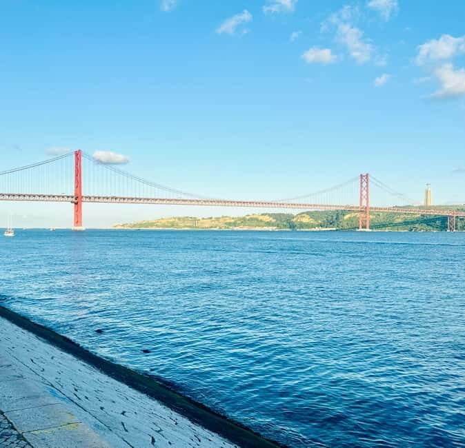 Lisbon: Private Sightseeing Tour by Tuk Tuk - Key Points