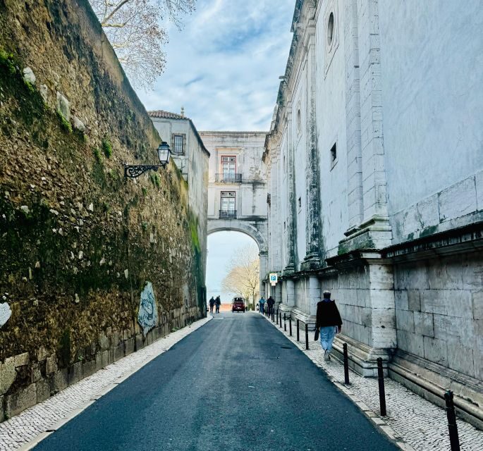 Lisbon: Private Sightseeing Tour by Tuk-Tuk - The Sum Up