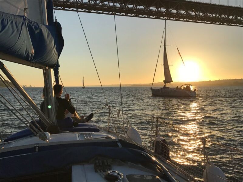 Lisbon: Private Sunset Sailing Tour with Champagne - Why This Tour Stands Out