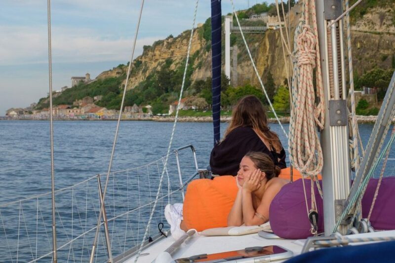 Lisbon: Private Sunset Sailing Tour with drinks - Who Is This Tour Best For?