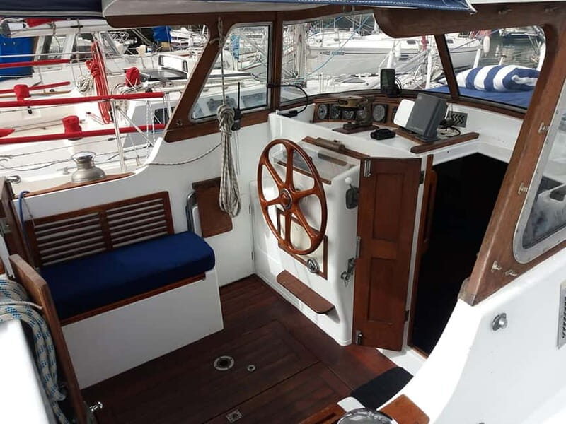 Lisbon: Private Tagus River Cruise with Drinks - FAQ — Practical Questions Answered