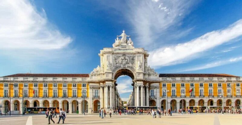 Lisbon: Private Tour by Tuk Tuk - The Experience and its Benefits