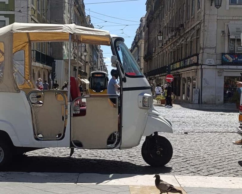 Lisbon: Private Tour in a Piaggio Ape Calessino - Why Travelers Love This Experience
