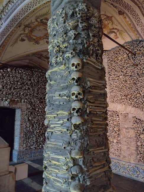 Lisbon: Private Tour to Evora with Private Transport & Guide - Key Points
