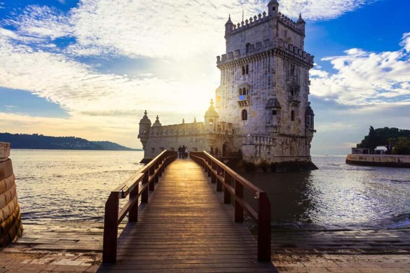 Lisbon: Private Tuk-Tuk City Tour - Key Points