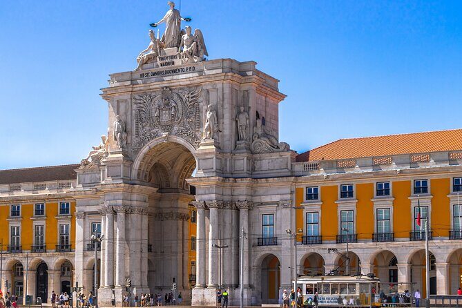 Lisbon: Private Tuk-Tuk City Tour - FAQs