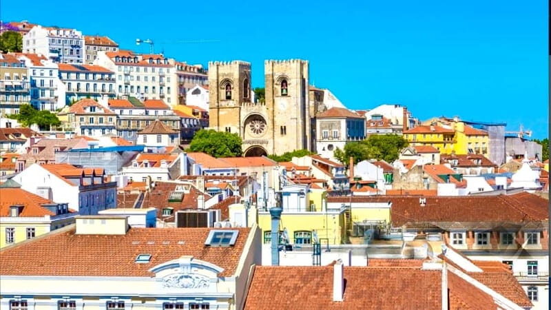 Lisbon: Private Tuktuk Tour with History & Music - An In-Depth Look at the Lisbon Tuktuk Tour