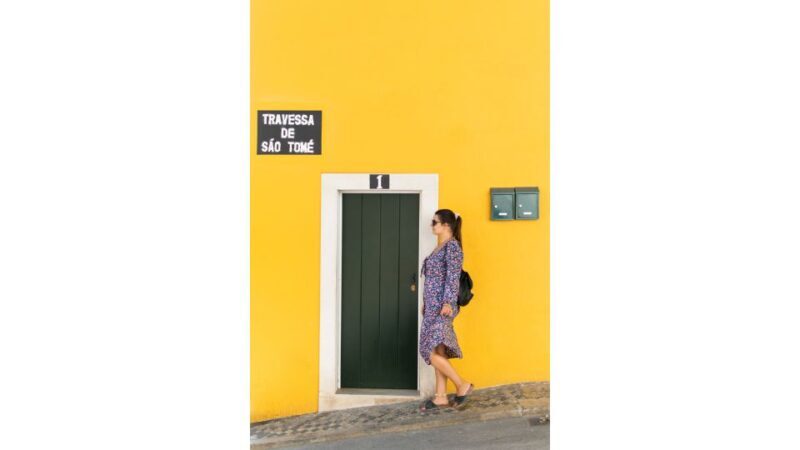 Lisbon: Private Walking Tour with Professional Photoshoot - Key Points