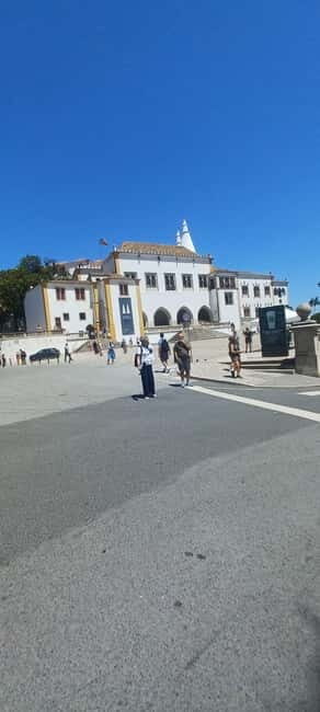Lisbon: Regaleira and Sintra, Roca and Cascais - FAQs